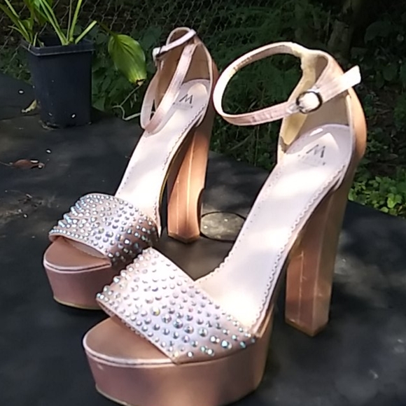 Shoe Dazzle | Shoes | Pink Rhinestone Platform Heels | Poshmark
